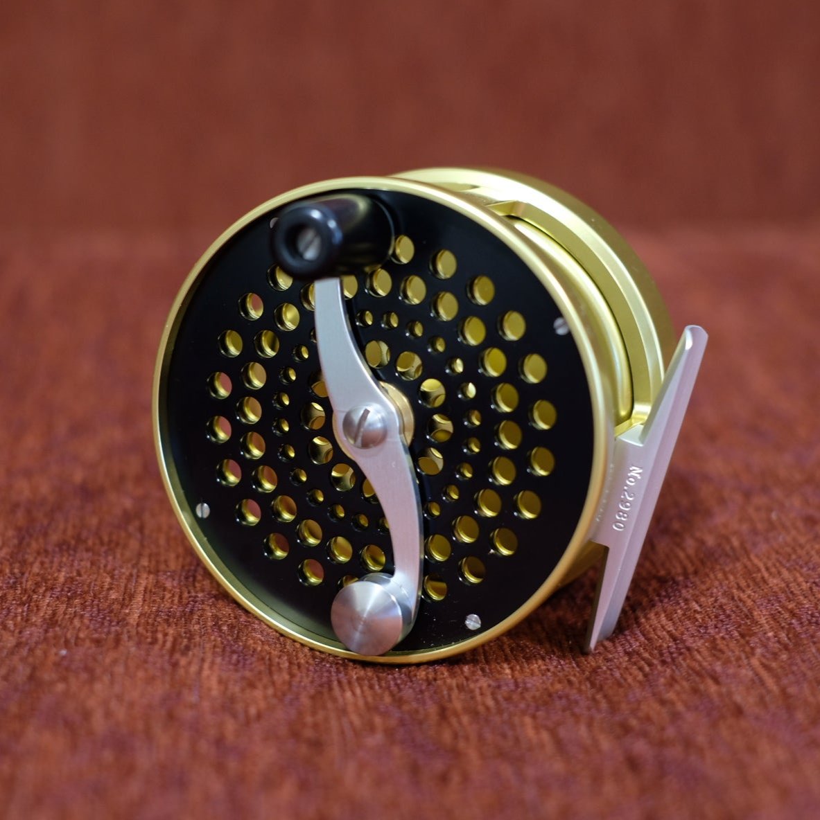 Customized color reels in stock – IWANAFISHING